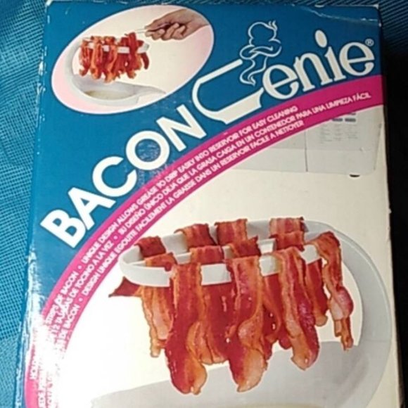 Bacon Genie | Kitchen | Bacon Genie Microwave Cooker With Tongs | Poshmark